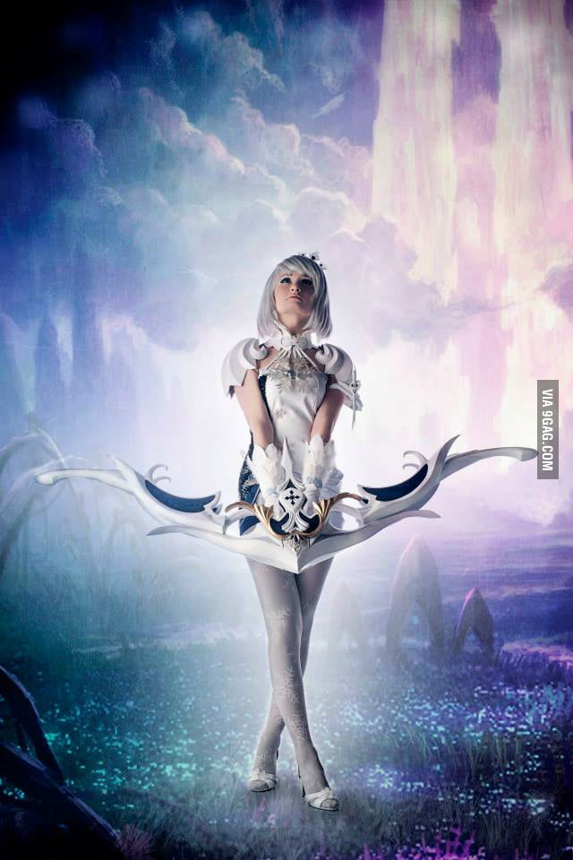 Amazing Aion Cosplay - 9GAG