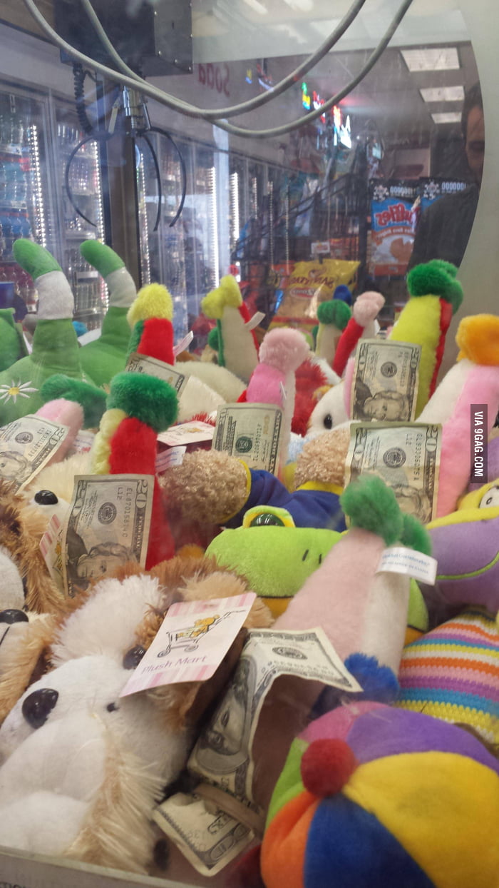 Claw Machine Level: Impossible - 9GAG