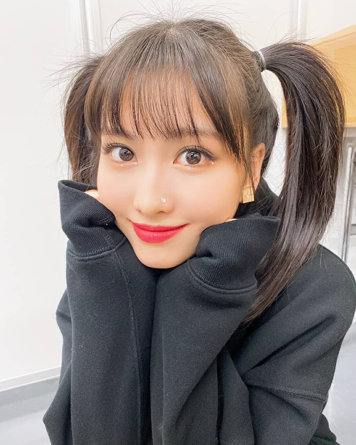 Momo 9gag