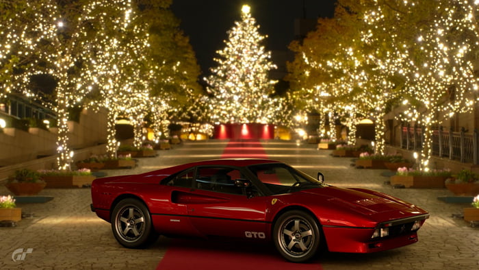 A festive Ferrari GTO. Merry Christmas :) - 9GAG
