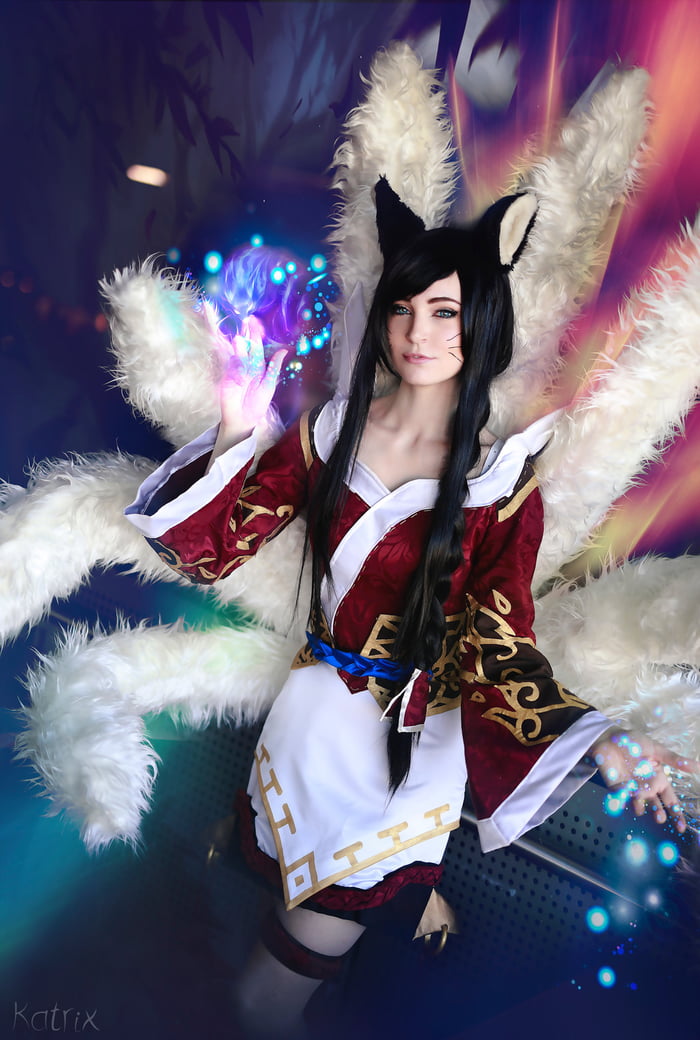 White Spring Cosplay as Ahri (LoL) - 9GAG