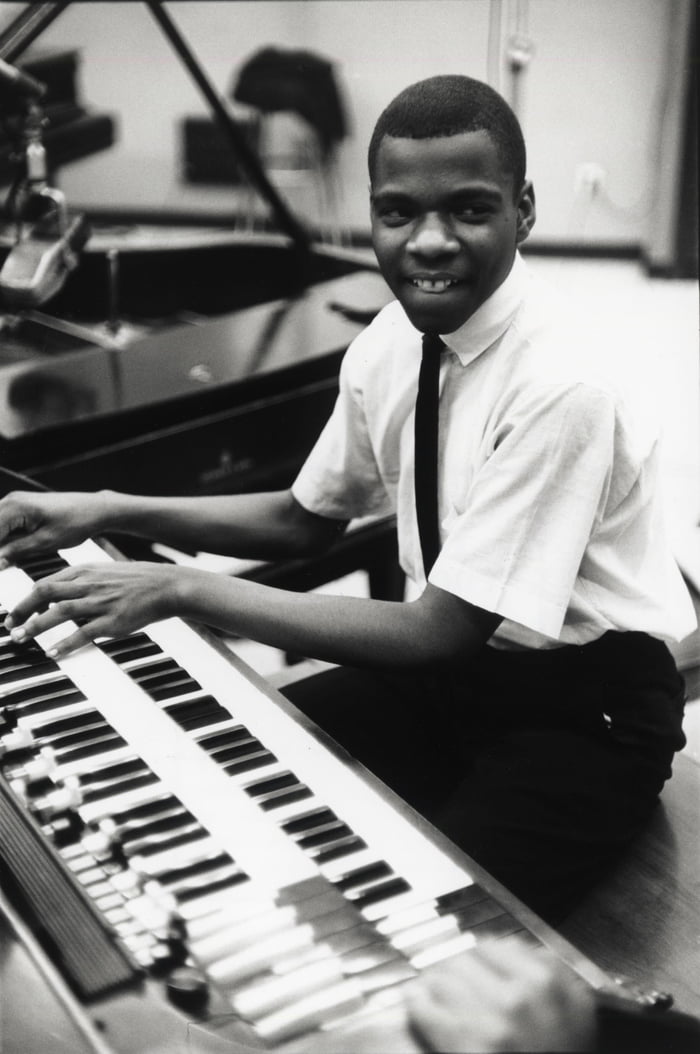 Billy Preston (AKA "The Fifth Beatle") (1963) - 9GAG