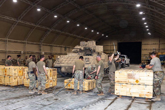 Mounting of Bradley Reactive Armor Tiles (BRAT)...on Bradley IFV of ...