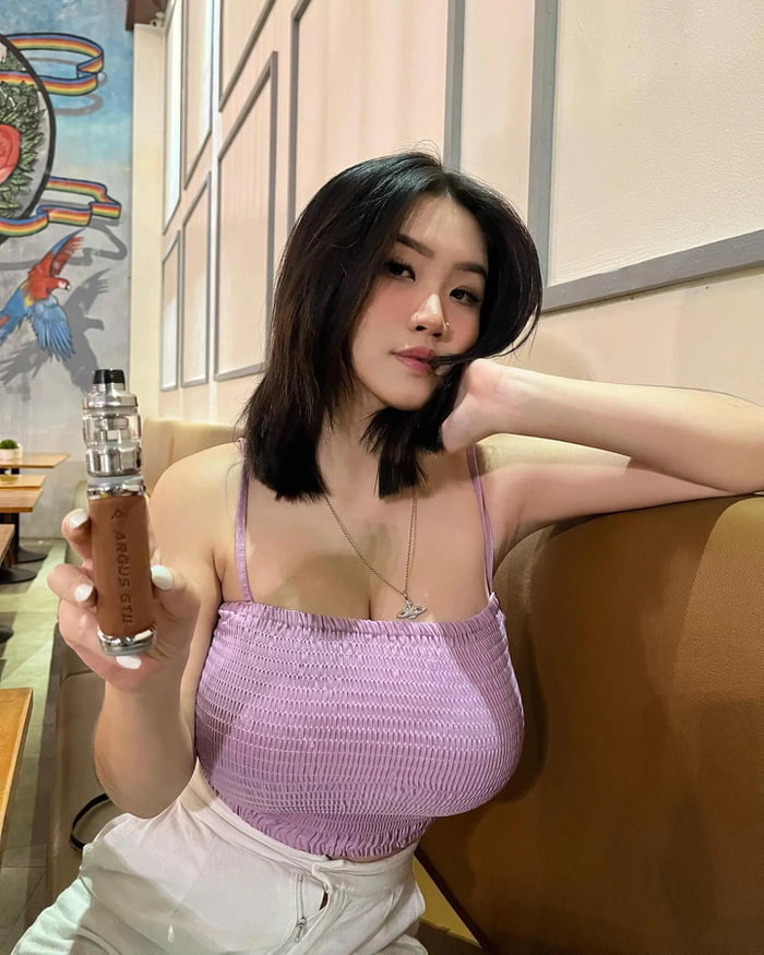 Purple top busty - 9GAG