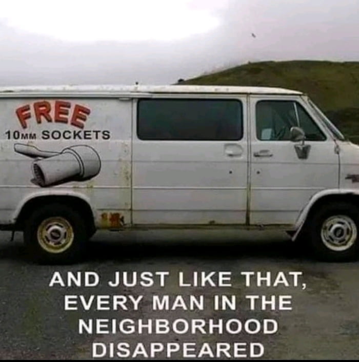 Abductors. They are everywhere. Be careful out there guys. - 9GAG