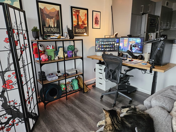 New year & Updated Setup - 9GAG