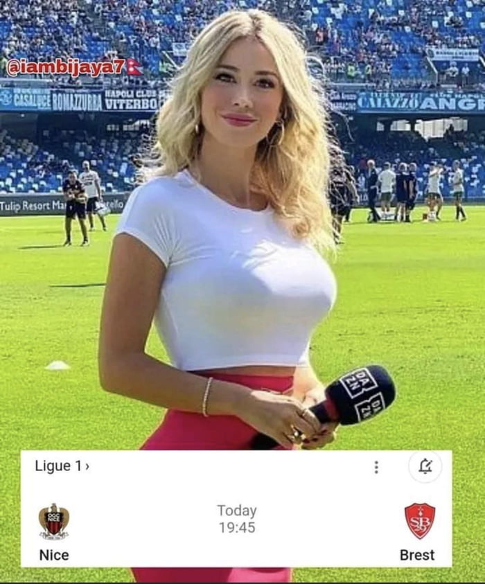 Love the French league - 9GAG