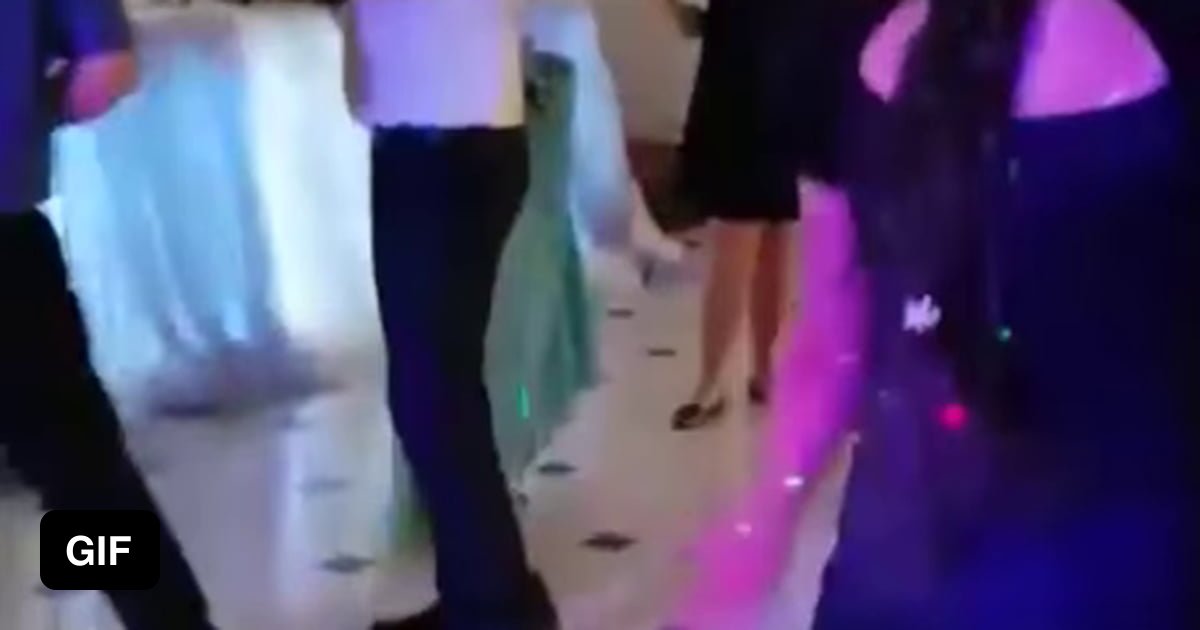 Two fats One dance - 9GAG