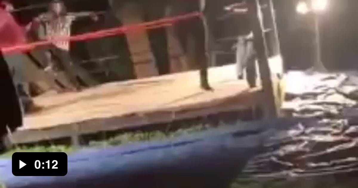 Dude turned into a flamingo - 9GAG