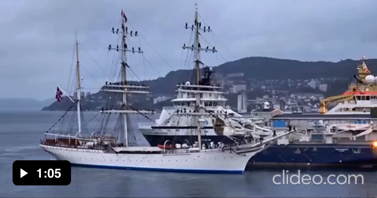 Norwegian marines on board the Statsraad Lehmkuhl singing the sea ...