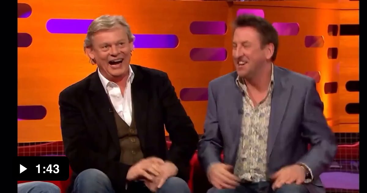 Lee Mack making John Cleese laugh tears - 9GAG