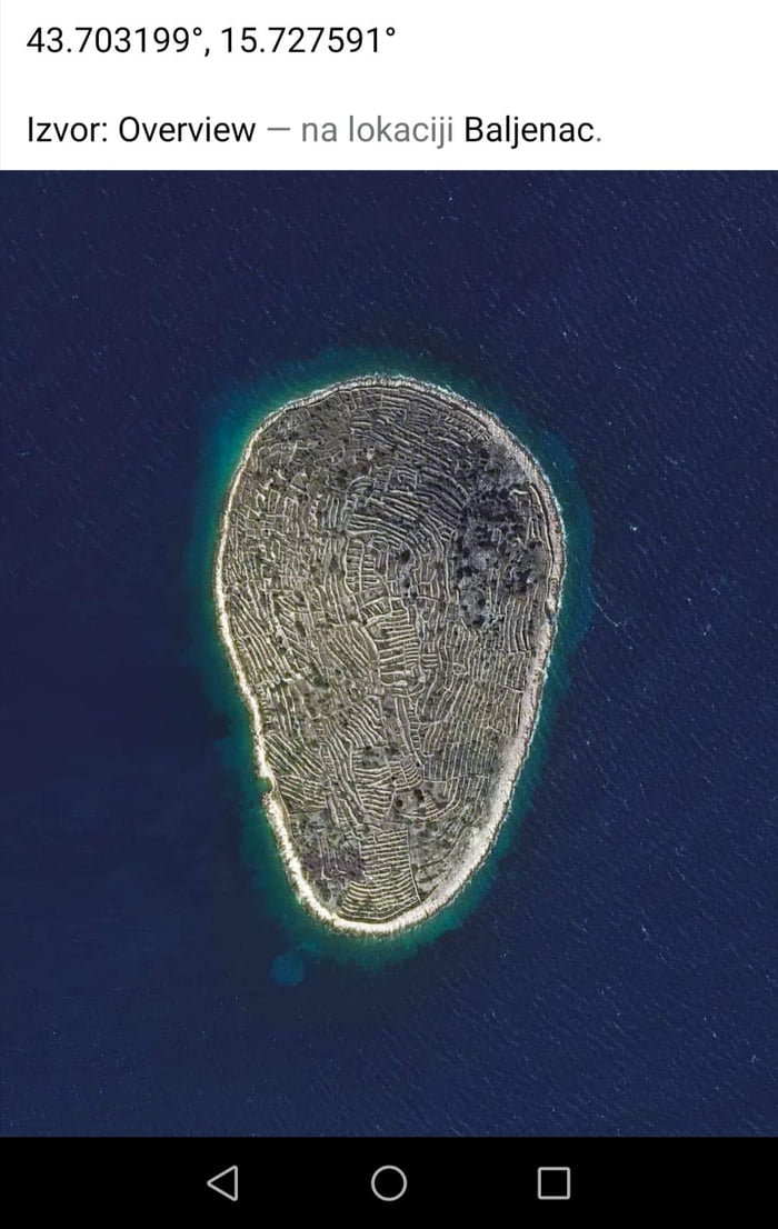 Baljenac Island - a small and uninhabited Island containing 27km long ...