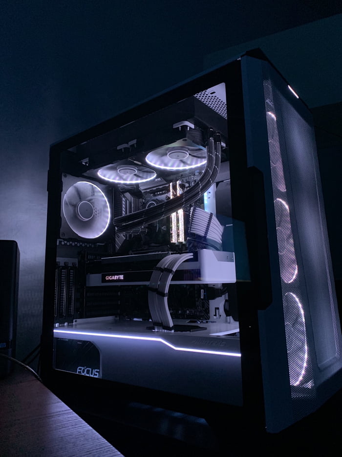Completed a black and white build to start 2021 - 9GAG