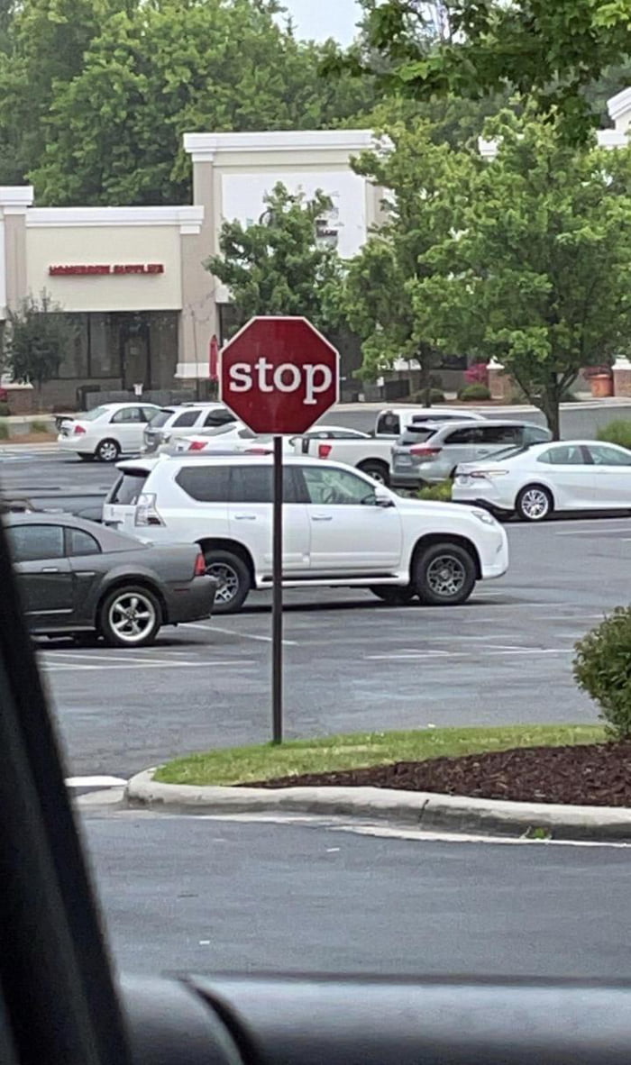 Lowercase stop sign - 9GAG