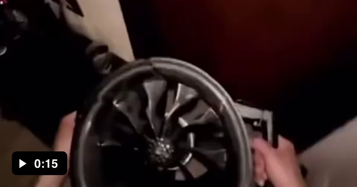 Wake up,step sister - 9GAG