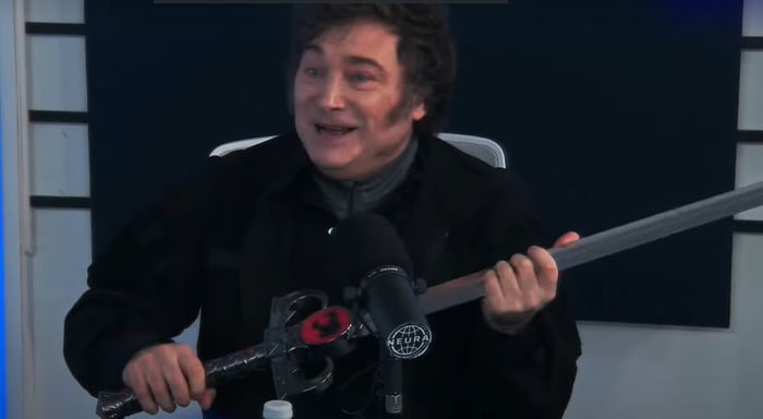 What do you think about my presidente’s sword? 🇦🇷🇦🇷🇦🇷 - 9GAG