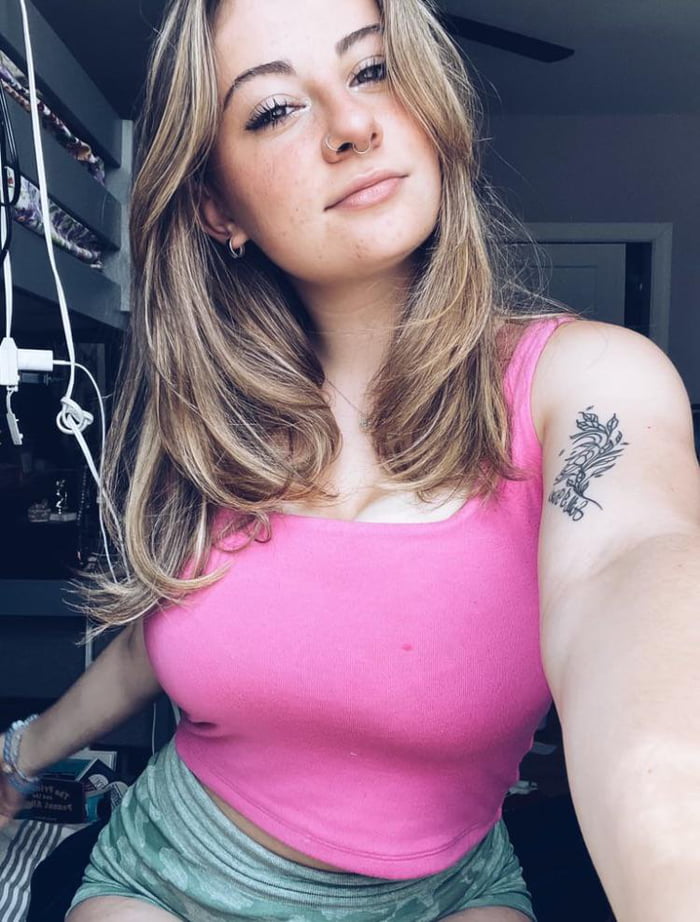 Short and Stacked - 9GAG