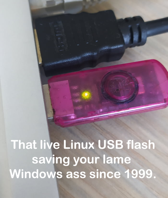 That live Linux... - 9GAG