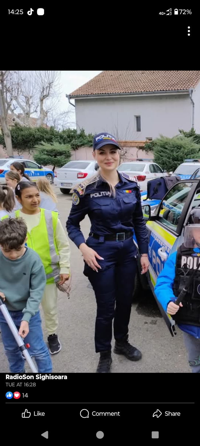 The rrom nom nom no - 9GAG