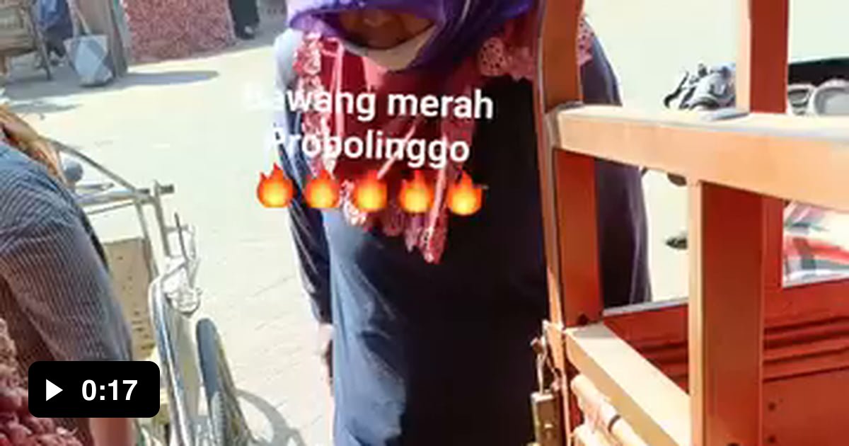 "ini kan tanahnya gusti allah. Jadi yang jatuh di atasnya ya berarti punya gusti allah." - 9GAG