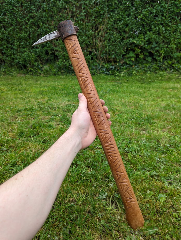I re-handled an old 'hookaroon' which I use in my tree surgeon/logging ...