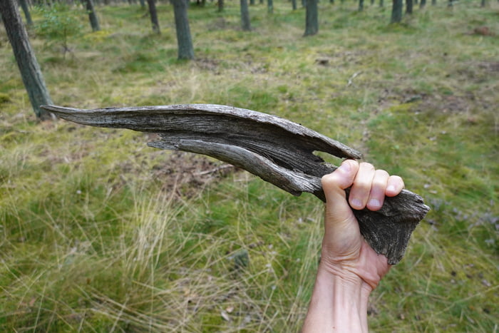 Druid Stick Dagger +5 - 9GAG