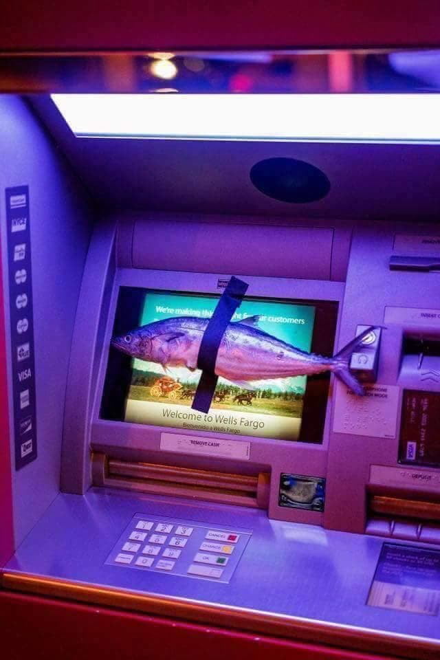 A fish at an atm... - 9GAG