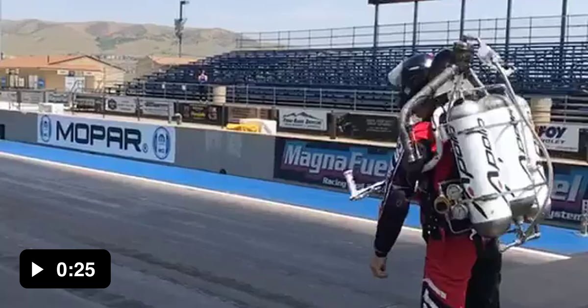 Just a jetpack vs Challenger drag race - 9GAG