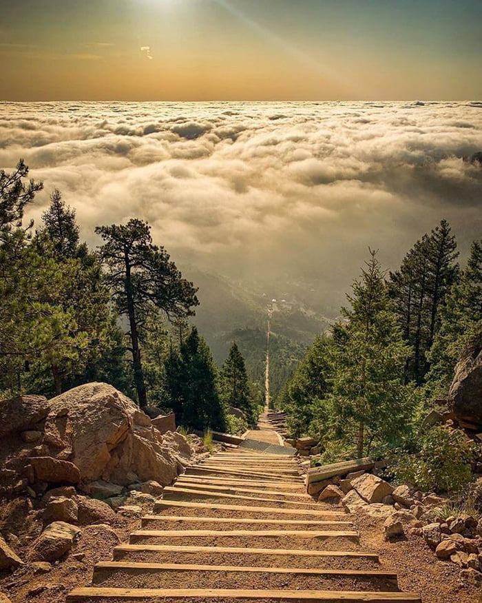 Manitou Incline - 9GAG