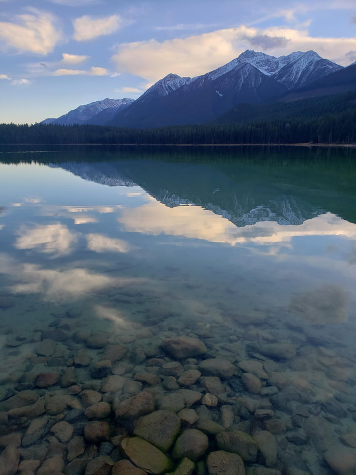 Cartwright Lake, BC, Canada. - 9GAG