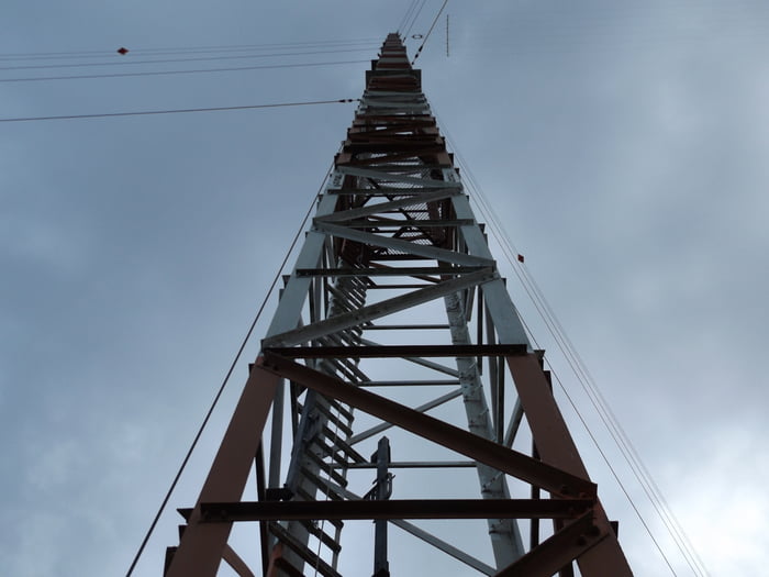 Steeltower, 220 meters tall - 9GAG