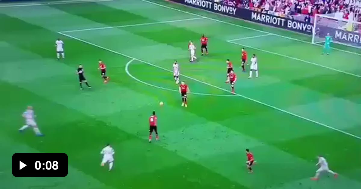 “F**king hell what a shit game.” “You’re not wrong mate” - 9GAG