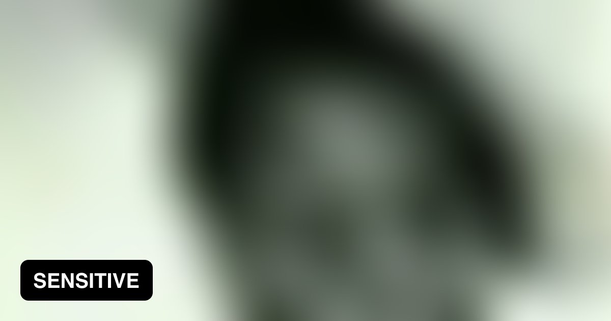 Looks like Buckwheat and Darla got something going on - 9GAG