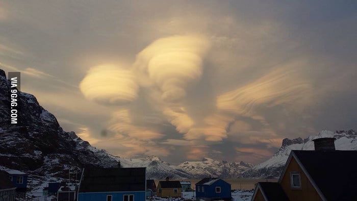 Crazy clouds in Greenland - 9GAG