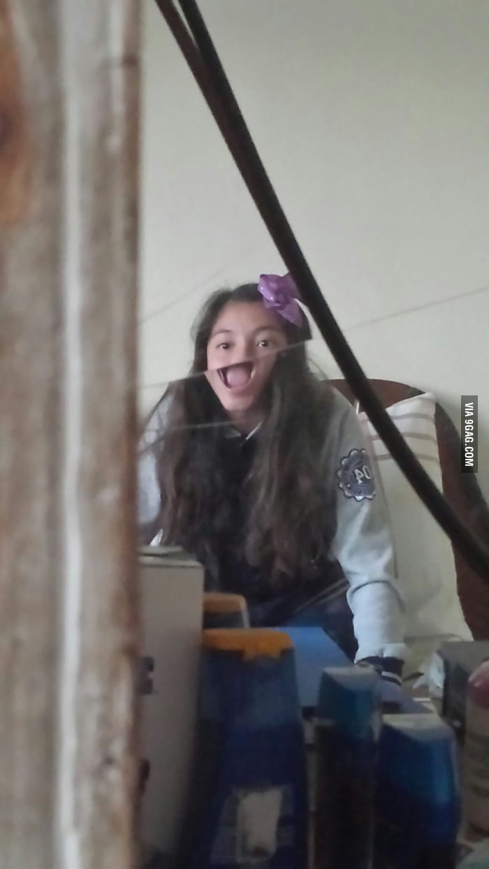 This happens when you have a broken mirror - 9GAG