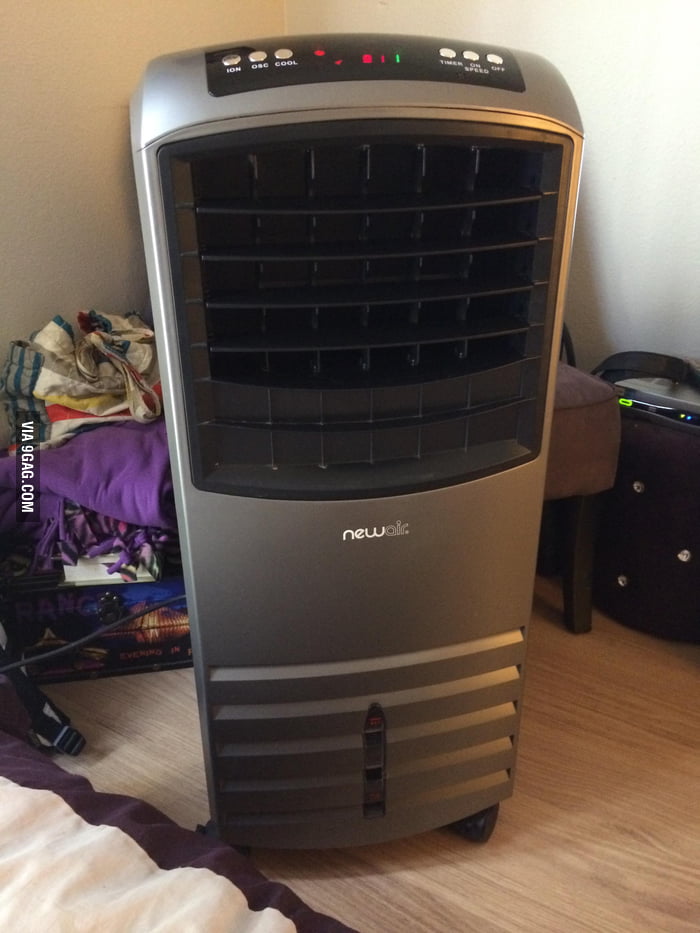 Girlfriend swears her AC unit looks like R2-D2. Long story short, we're ...