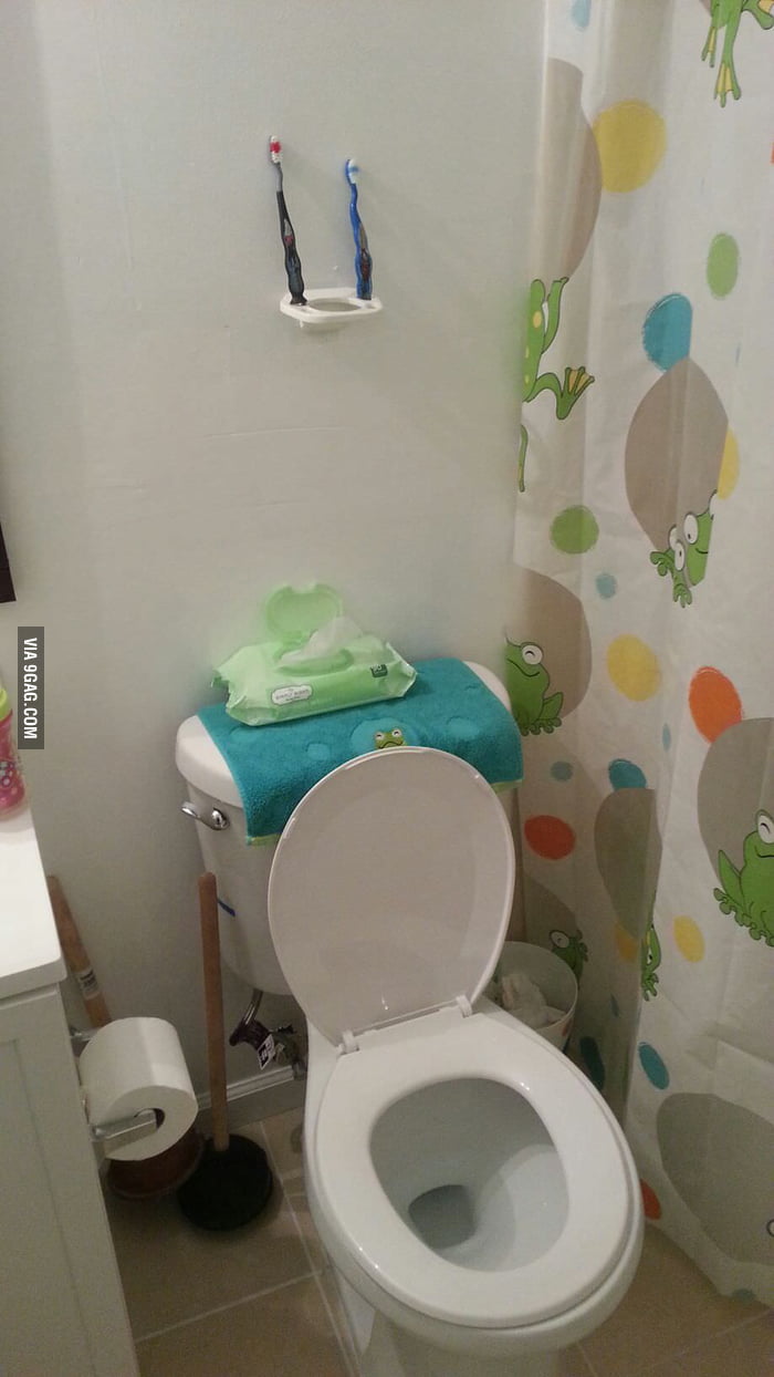 Best place ever for the toothbrush holder. - 9GAG
