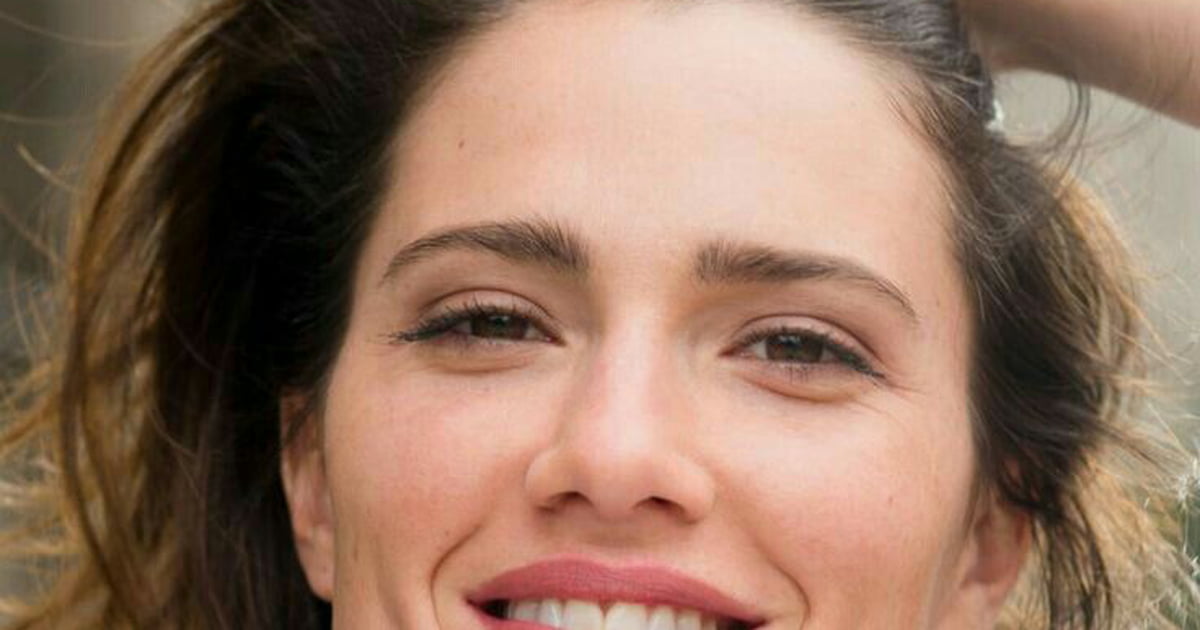 Trivago girl Gabrielle Miller - 9GAG