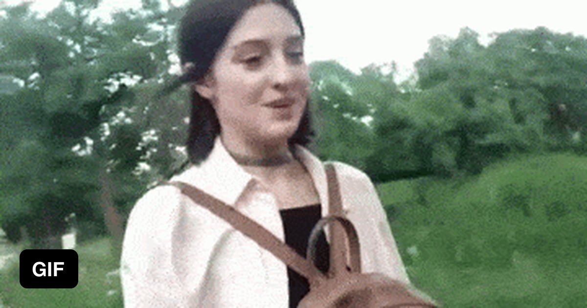 Lost in the smug. - 9GAG