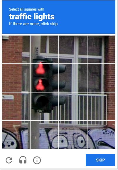 Interesting Traffic Lights - 9GAG