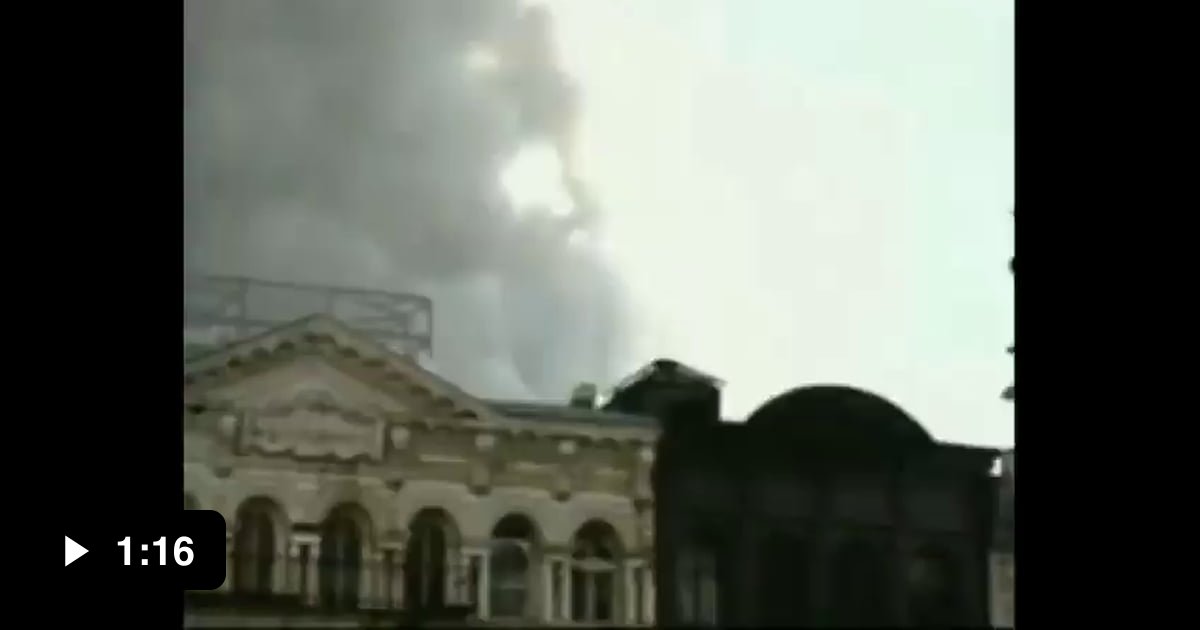 WTC 7 collapsed after the Twin towers felldown - 9GAG