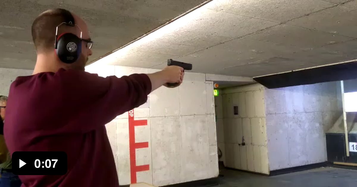 Well that did not go as expected - 9GAG