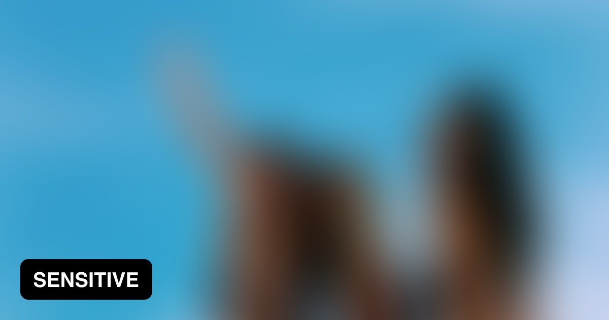 Showing off new bikinis - 9GAG