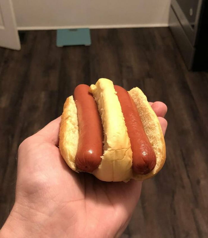 Two wieners, one bun. - 9GAG