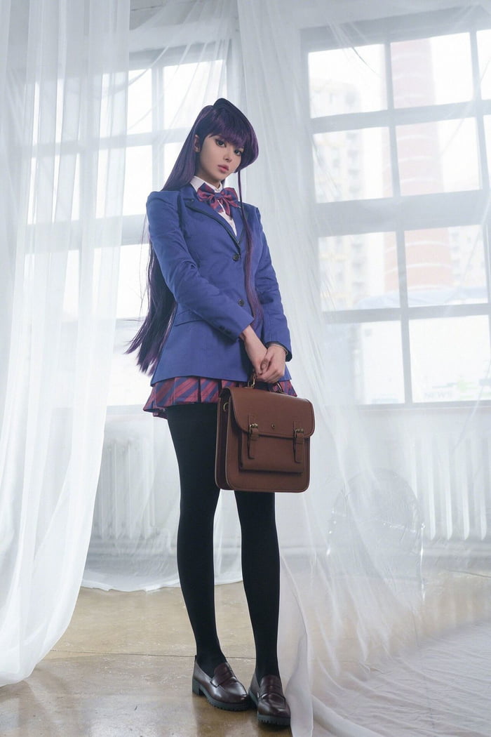 Komi Cosplay by Vinnegal - 9GAG