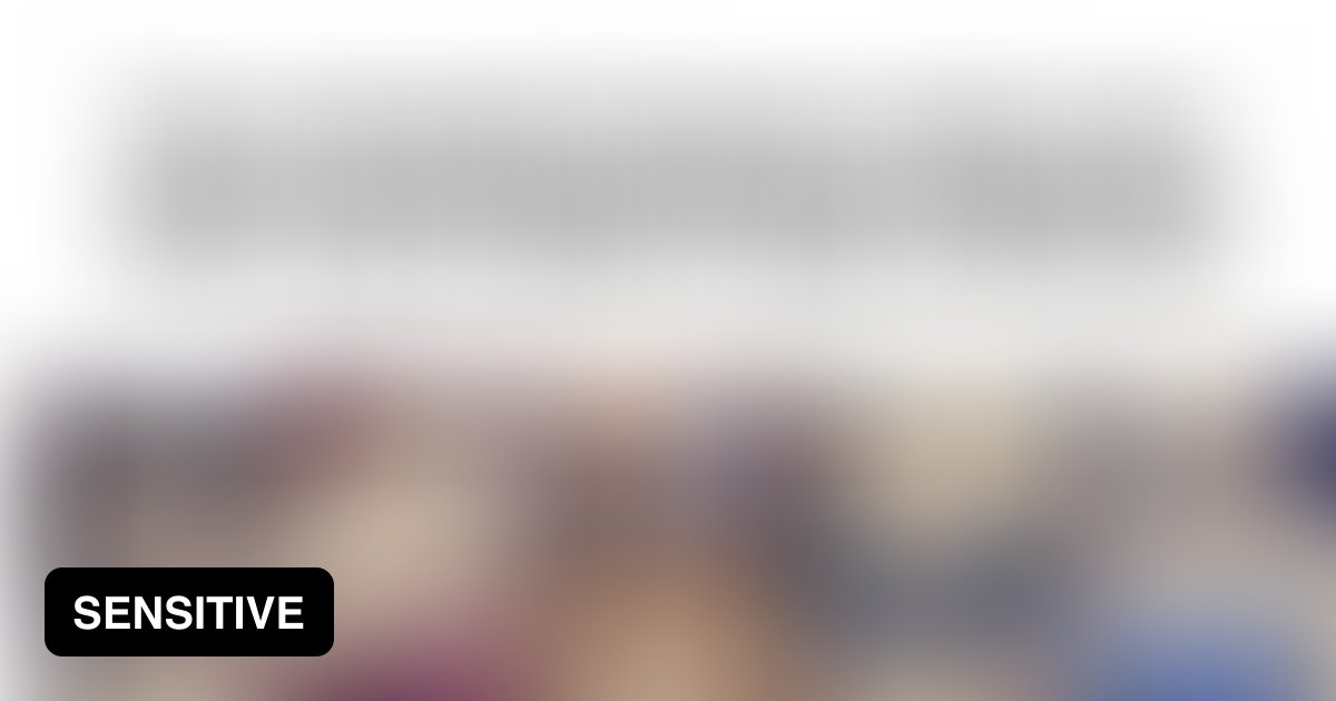 Look, we’re choosing the size, not Maria - 9GAG