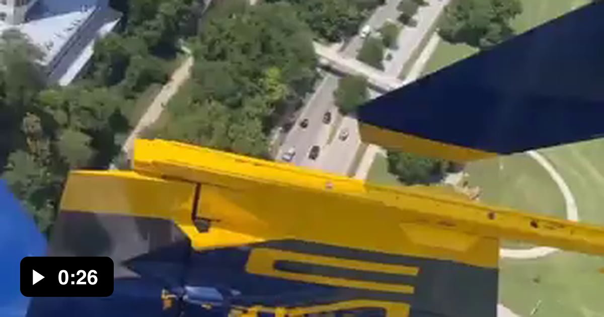 View from inside of a Blue Angels' flight formation - 9GAG