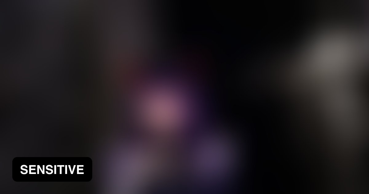 Shizuku-tan Cosplay by Hatarubi - 9GAG