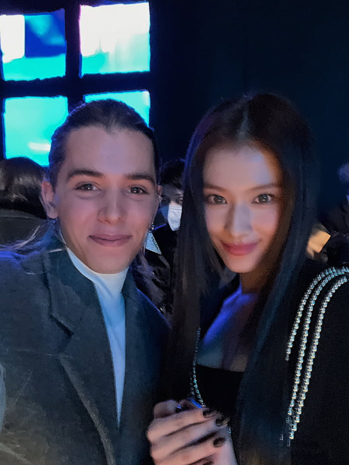 Sulivan Gwed Twitter Update - Sana with Sulivan Gwed "NO SANA, NO LIFE ...