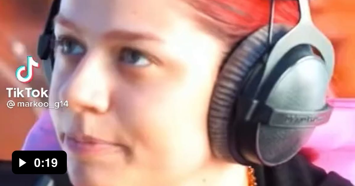 Triple Air Sign - 9GAG